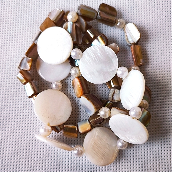 Mother Nature's Work | Jewelry | Set Of 3 Sea Shells Seashells And Faux ...